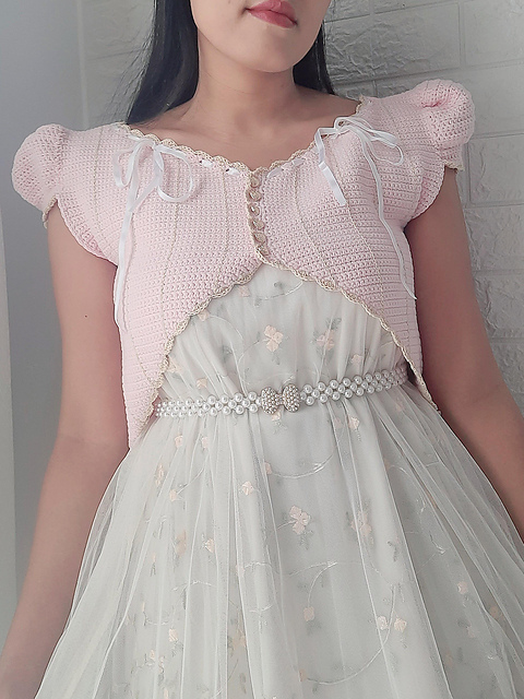 Ravelry: Amy Button Up pattern by Scout Crane