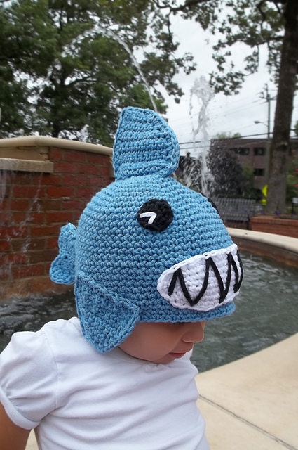 Ravelry: Jaws Hat pattern by Robin Croninger