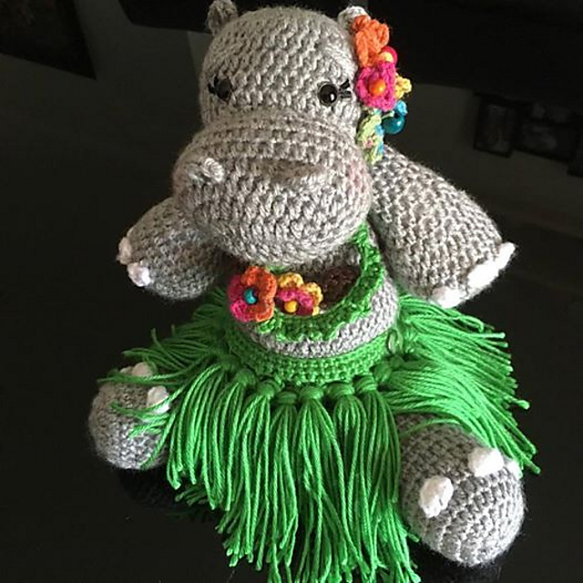 Ravelry: Hawaiian Hippo pattern by Elizabeth Seeley