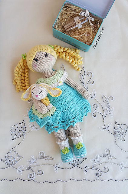 Ravelry: Betty & Bunny pattern by Crochet Oasis