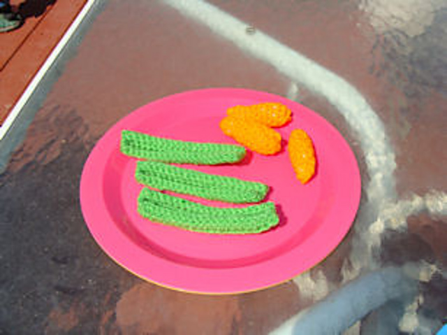 Ravelry: celery and carrots pattern by Crochetqueen