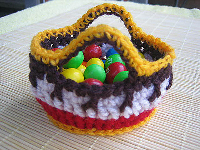Ravelry: Rustic Easter Basket pattern by Crochetroo