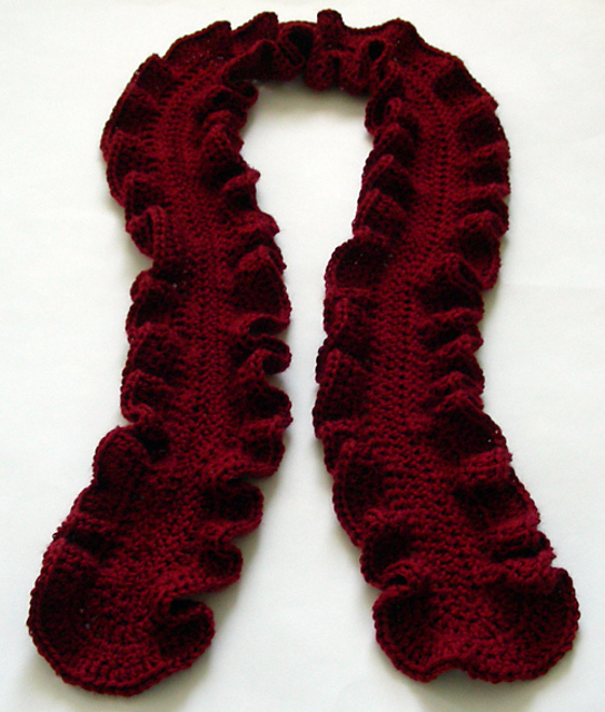 Ravelry: Double Ruffle Scarf pattern by Rachel Choi