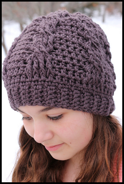 Ravelry: Classic Chunky Cable Hat pattern by Crochet Supernova