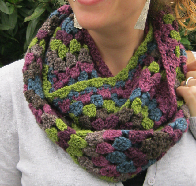 Ravelry: Granny Square Cowl pattern by Crochet with Raymond