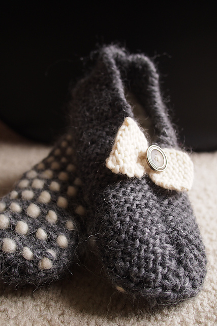 Ravelry: BandytKnits' Vintage Thrummed Slippers