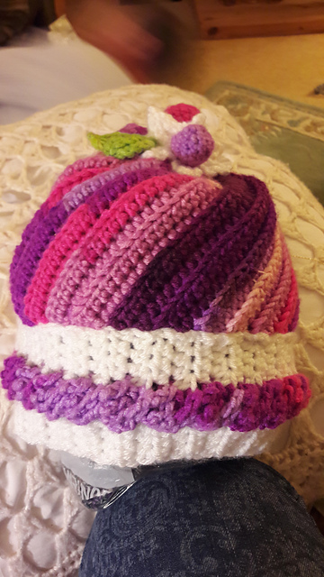 Ravelry: Raspberry Ripple Swirl Hat pattern by Jo Holmes of CrowlasCraft