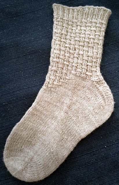 Ravelry: Hobbes Sock pattern by Beth A Reed