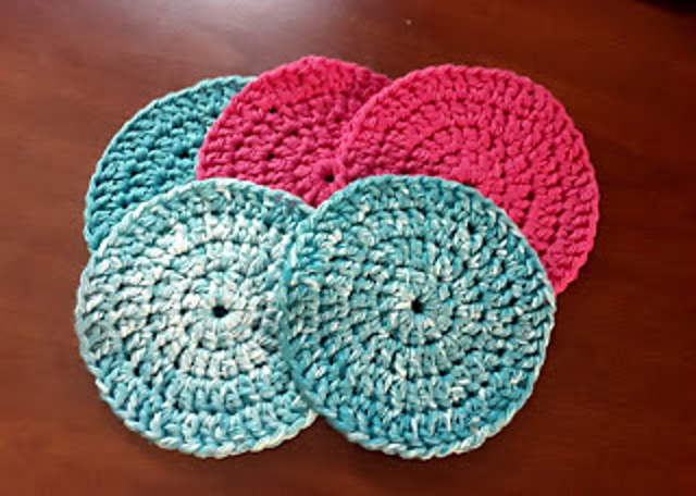 Ravelry: Quick and Easy Round Coaster pattern by Jessica Cauthon