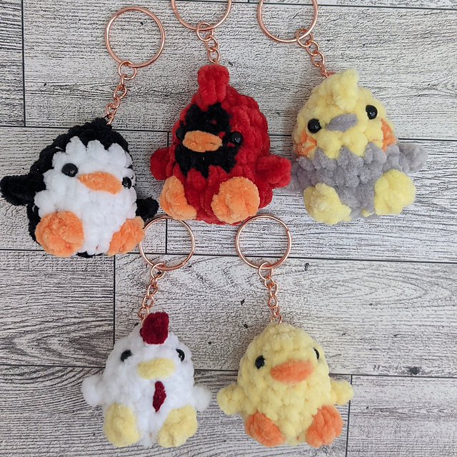 Ravelry: Bird Keychains pattern by Jessica Wilson
