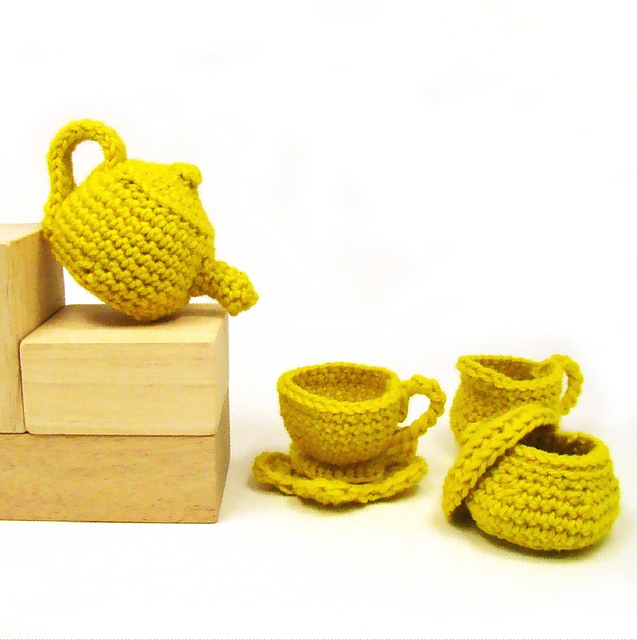 Ravelry: Tea Time Doll Tea Set pattern by Maria Stout