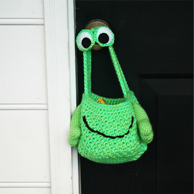 Ravelry: Alien Monster Easter Basket pattern by Maria Stout