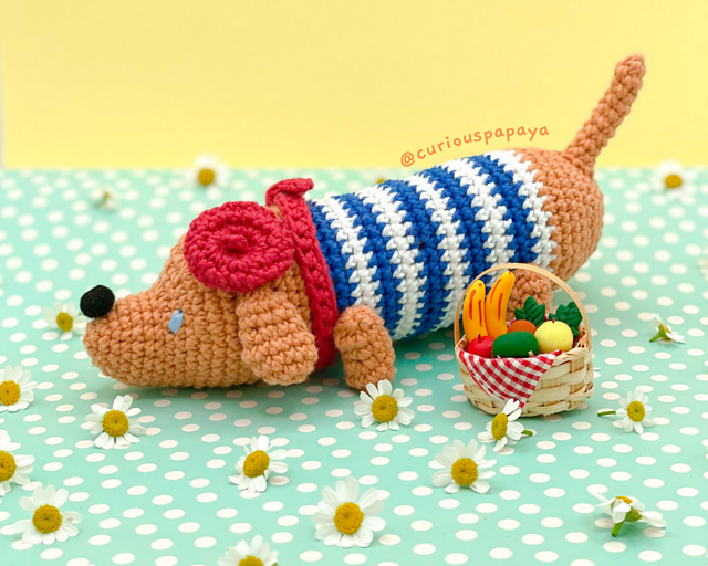 Ravelry: Amelie the Weiner Dog pattern by curiouspapaya