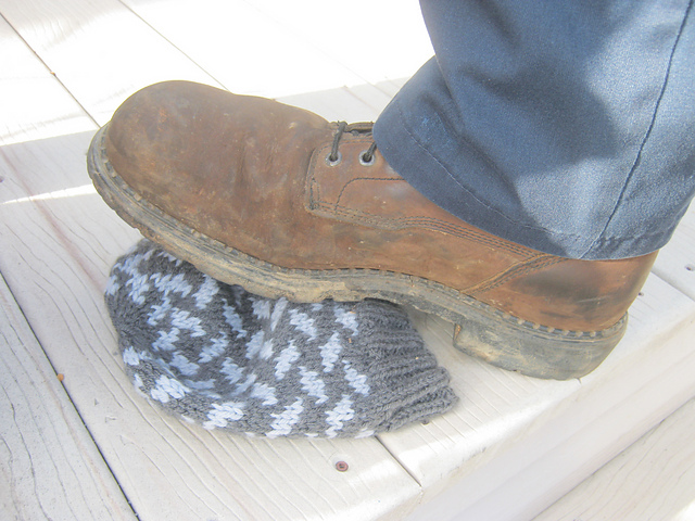 Ravelry: Diamond Plate Hat pattern by Kate Agner