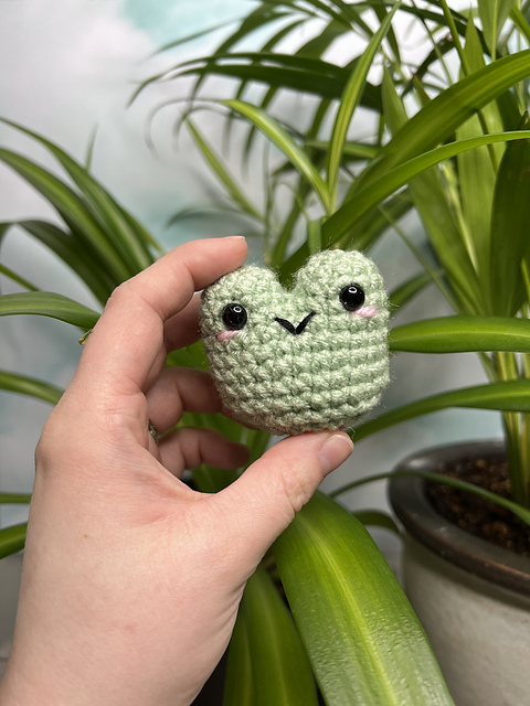 Ravelry: Mini Frog Blob pattern by Cutiepie Crochet