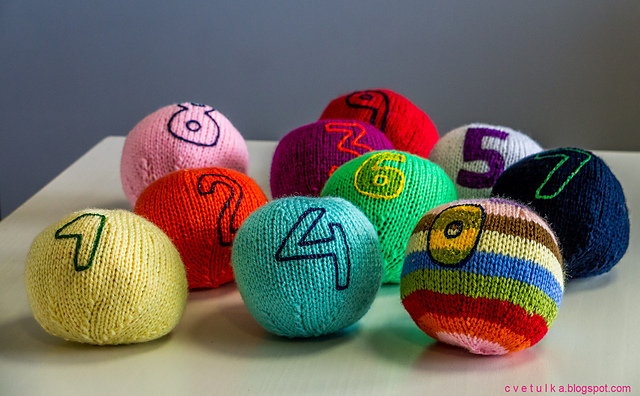 Ravelry: Number Balls pattern by c v e t u l k a knits