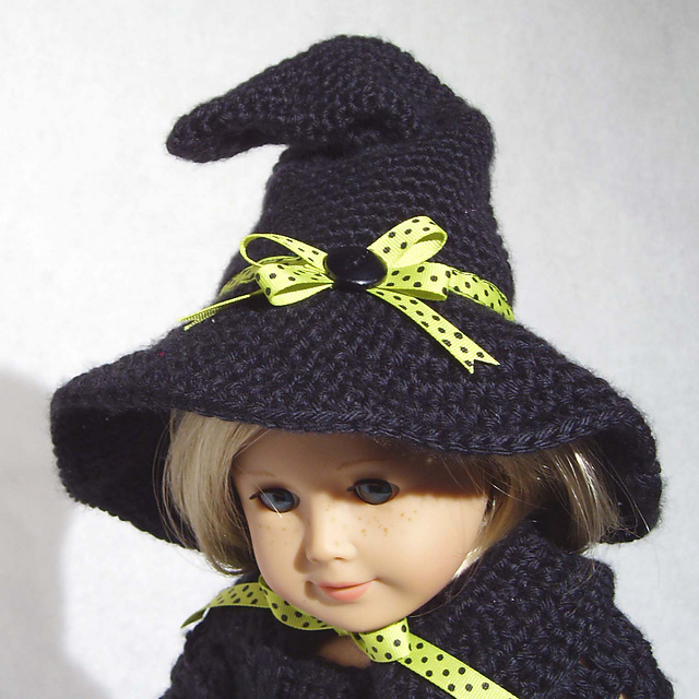 Ravelry: Bewitching Holiday Crochet Doll Hats pattern by Lori Thompson