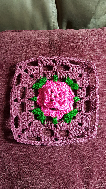 Ravelry: Verba's Rose Square pattern by Melissa Green