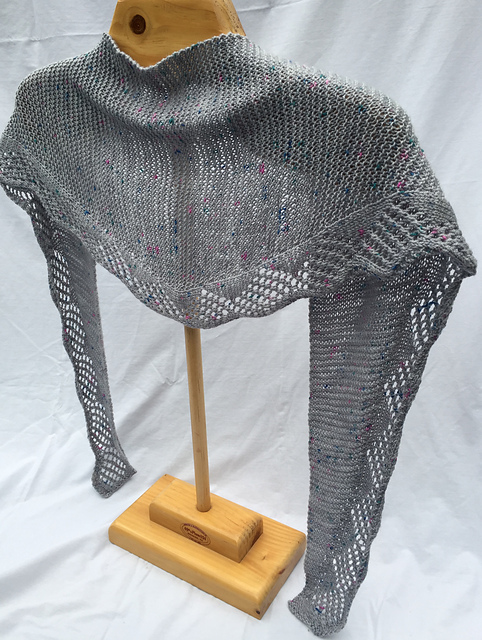 Ravelry: A Little Ziggy Stardust pattern by Caroline Hockenberry