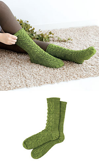 Ravelry: 215w-14 Green Socks pattern by Pierrot (Gosyo Co., Ltd)