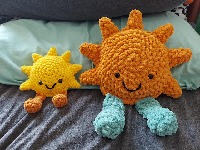 Ravelry: Amusable Sun (Jellycat) pattern by Danny Grimes