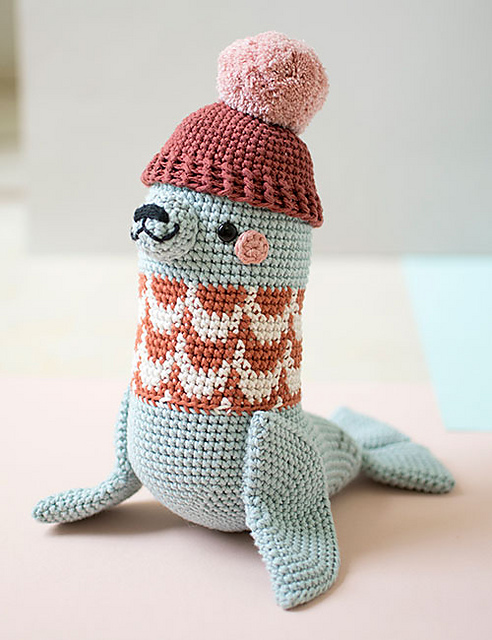 Ravelry: Anderson Seal pattern by Pica Pau