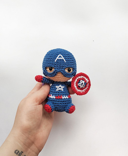 Ravelry: Captain America pattern by Tatyana Leonidovna