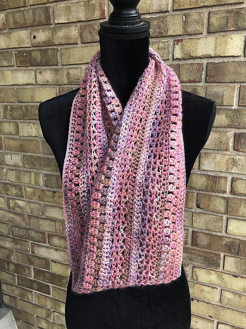 Ravelry: Moebius Crochet Cowl pattern by Darlene Joyce