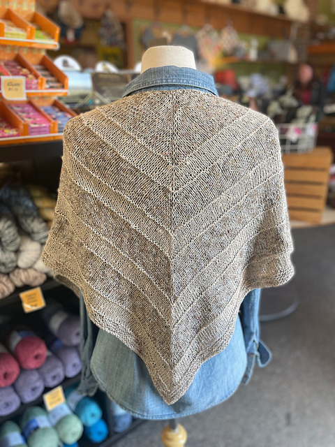 Ravelry: Aimee's Simple Shawl pattern by Aimee Pelletier