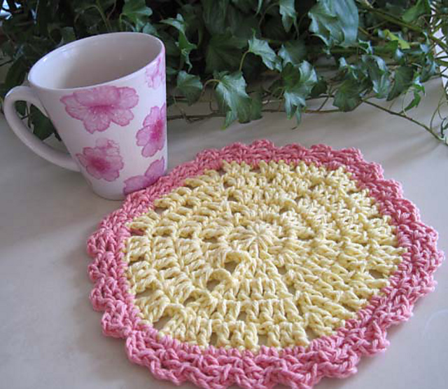 Ravelry: Wedgy-Edgy Dishcloth pattern by Kathy North