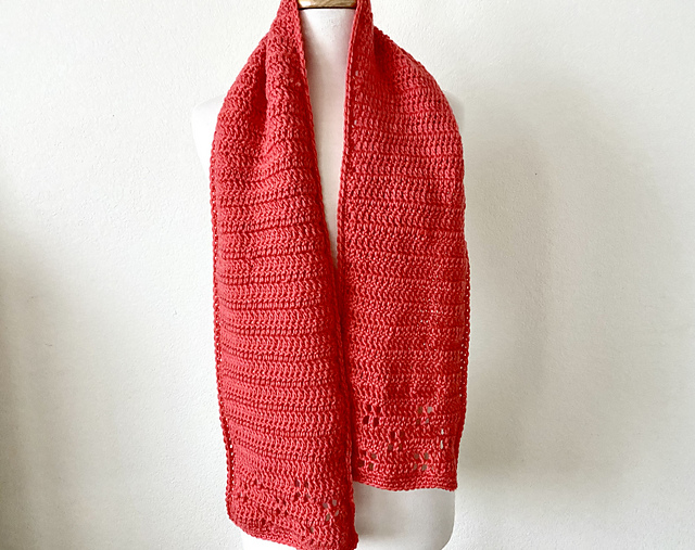 Ravelry: Scarf pattern by Coats & Clark