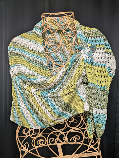 Ravelry: Meandering Braid pattern by Diane Piwko / Fiber Circle Yarn Shop