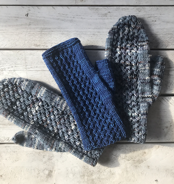 Ravelry: Eyelet Ribbed Mitten Duo pattern by Gilbert Designs