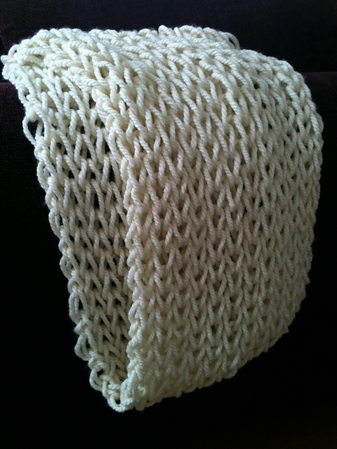 Ravelry: Loop Scarf pattern by Patons UK