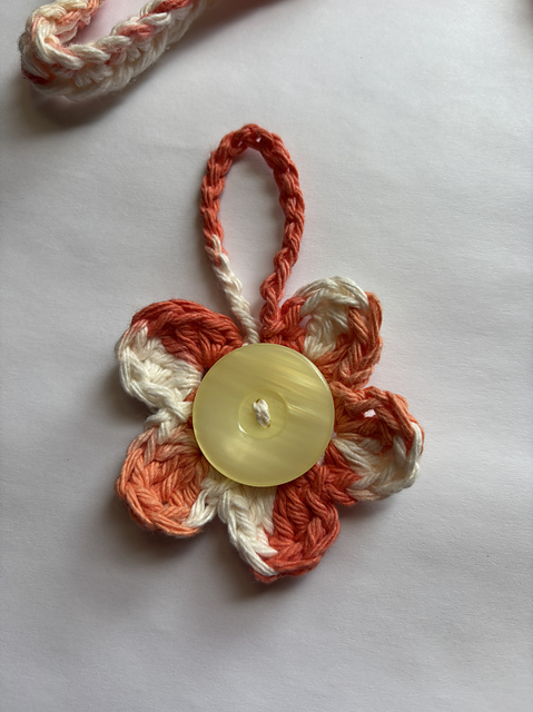 Ravelry: Flower Key Chain pattern by Dee's Knotz