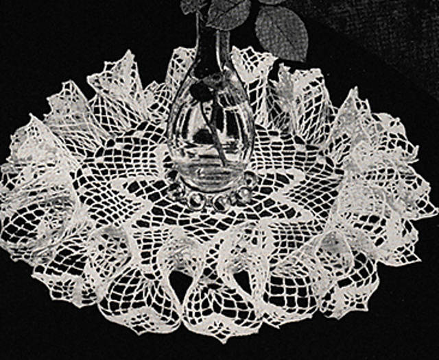 Ravelry: Star Ruffle Doily #5906 pattern by American Thread Company