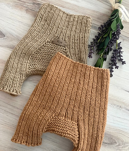 Ravelry: Skye Soakers and Shorts pattern by Debra Gorman