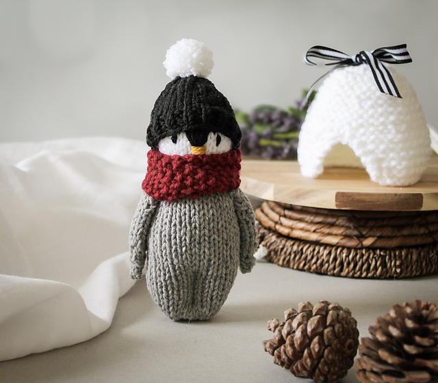 Ravelry: Pocket Buddies No6 pattern by Debra Gorman