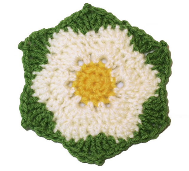 Ravelry: Floral Daisy Motif pattern by Deja Joy