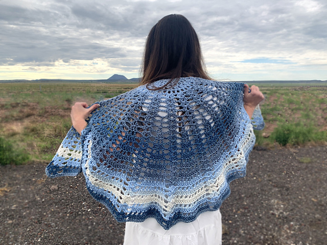 Ravelry: Twilight's Shadow Shawl pattern by Deja Joy