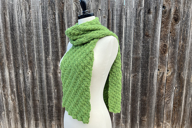Ravelry: Cascade Scarf pattern by Deja Joy