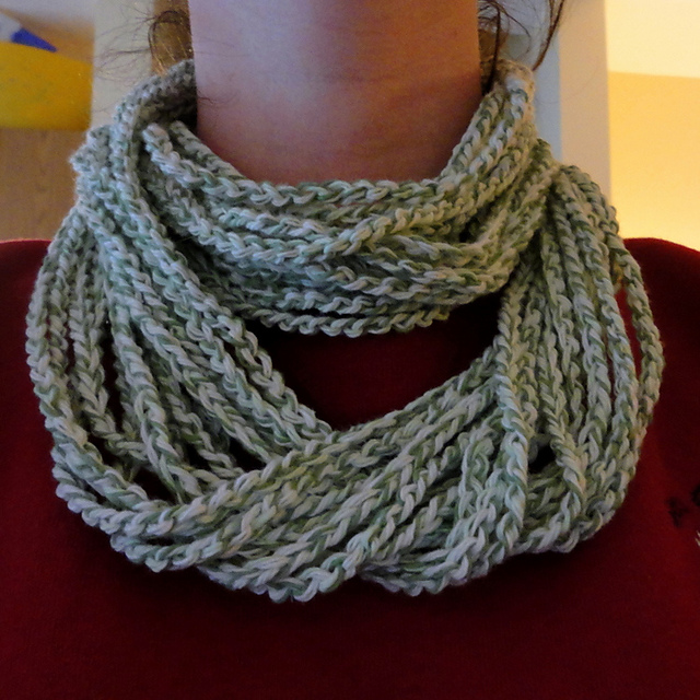Ravelry: Easy Loopy Chain Scarf pattern by Diana Pearson