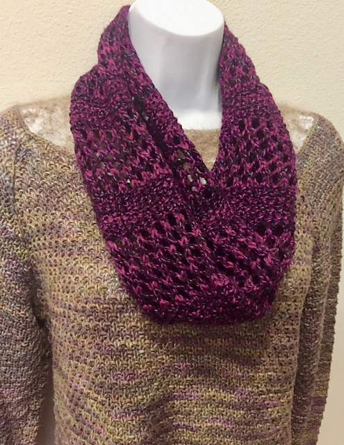 Ravelry: Elegant Eyelet Cowl pattern by Ratchadawan Chambers