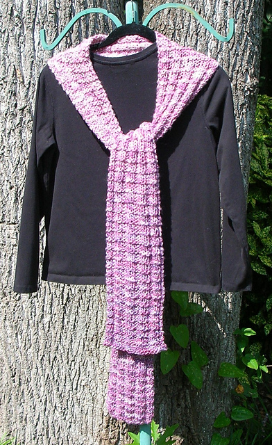 Ravelry: Broken Rib Scarf pattern by Janice Weinstein