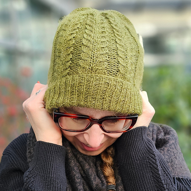 Ravelry: Mütze APIKA pattern by Kristin Joél
