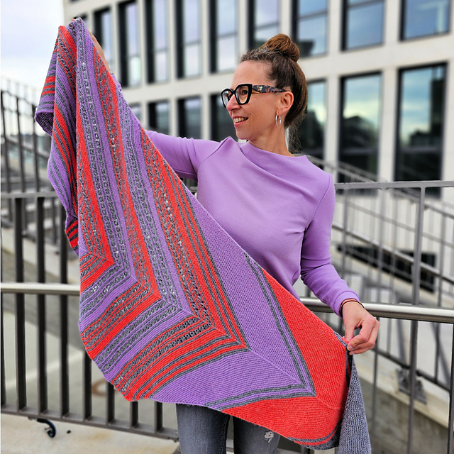 Ravelry: Tuch MALIO pattern by Kristin Joél