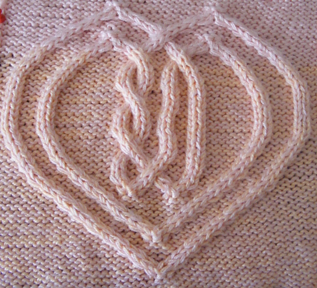 Ravelry: Celtic Heart #115 pattern by Devorgilla's Knitting (sometimes...)