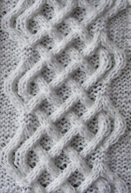 Ravelry: Celtic Motif (knot #408) pattern by Devorgilla's Knitting ...