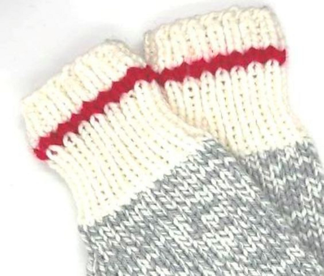 Ravelry: Cosy Work Socks pattern by Leeanne Lange