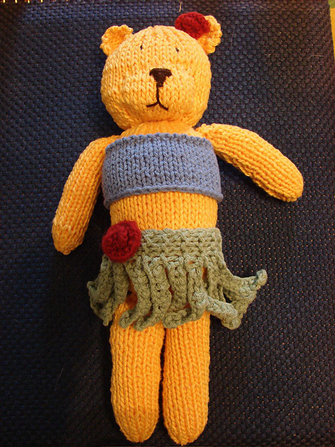 Ravelry: Hula Bear pattern by Emma King